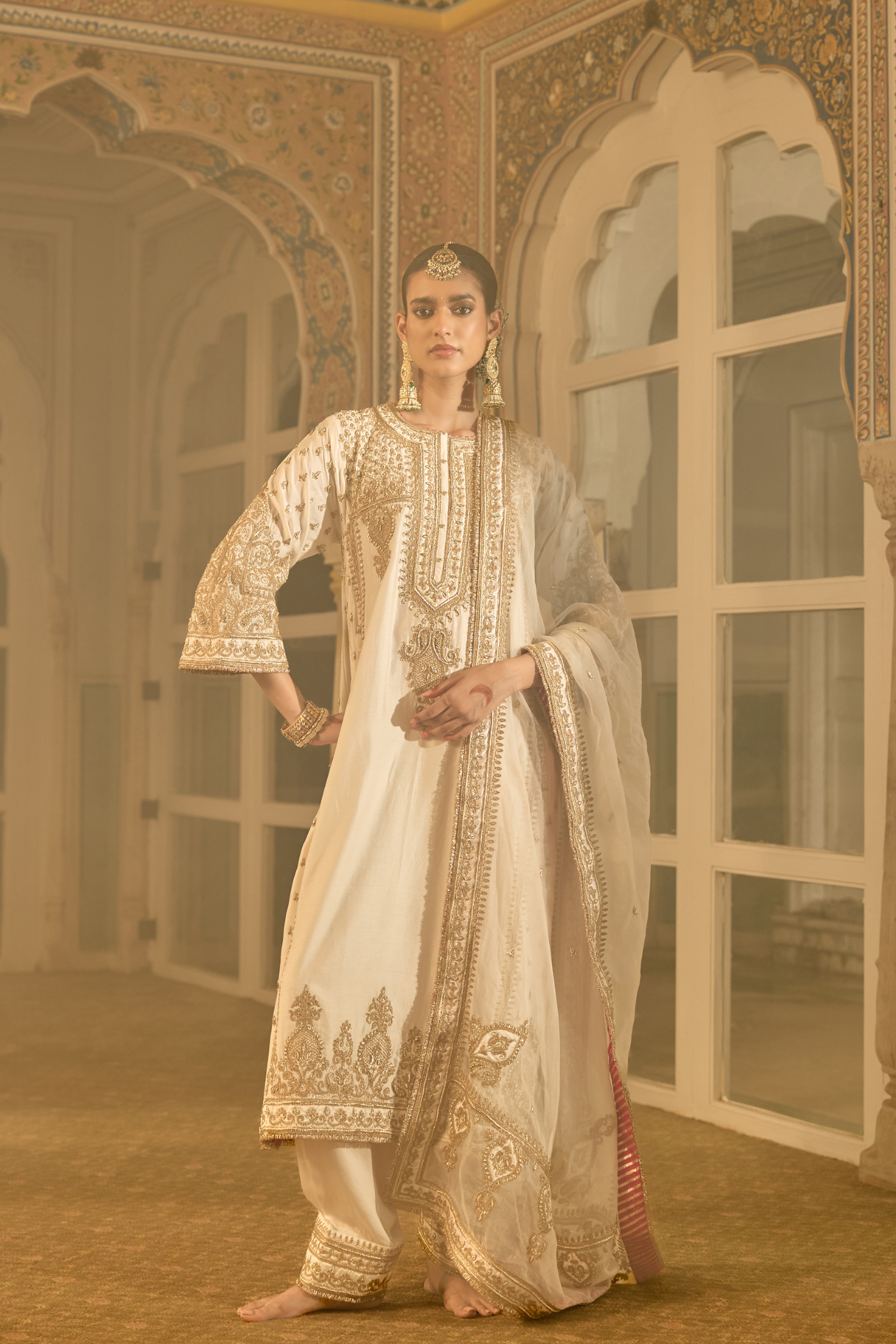 Zoya - Dabka Zardozi Embroidered Rich Banarasi Kalidaar Daisy Ivory Lo