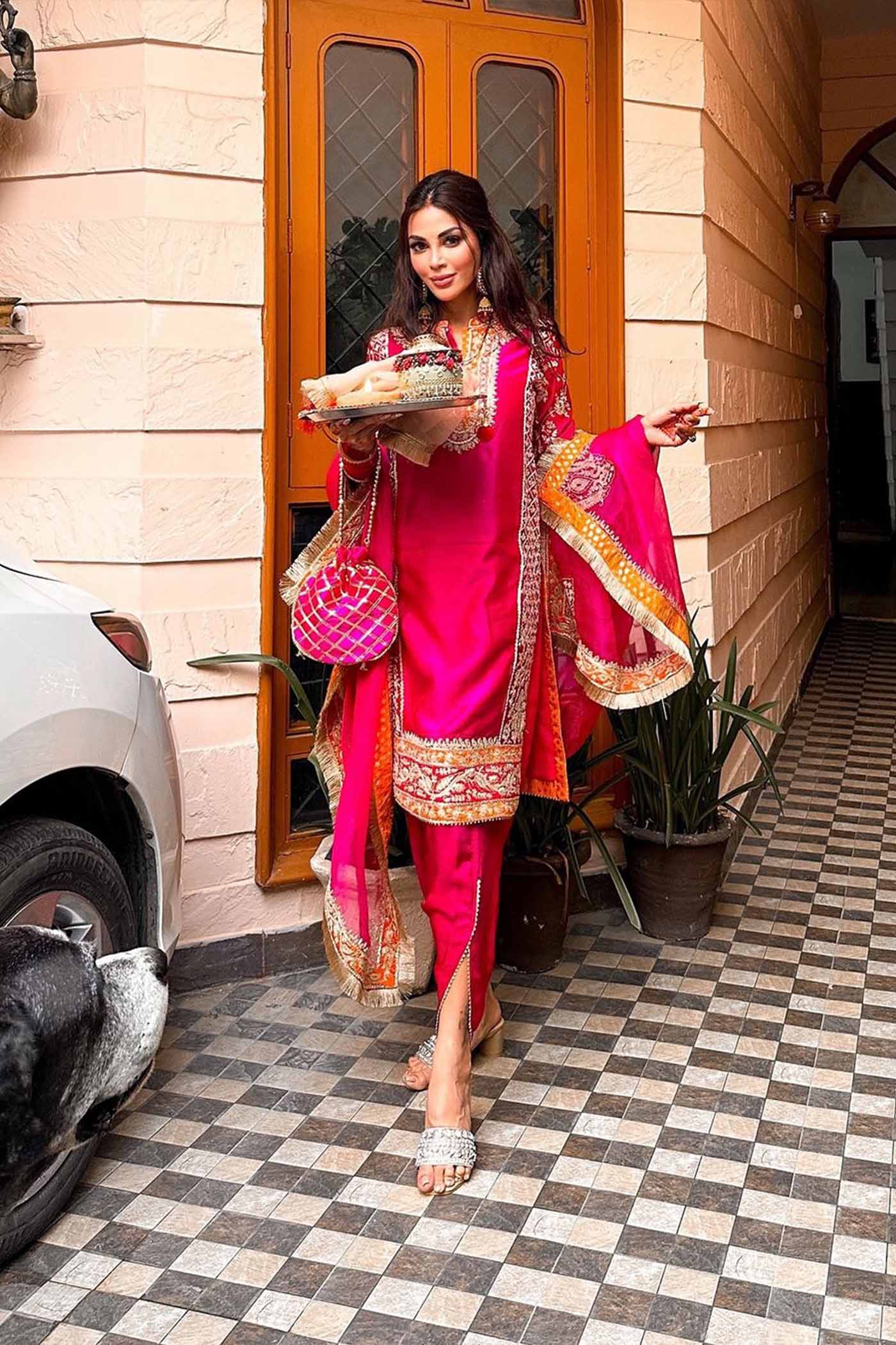 Mehnoor - Hot Pink Chanderi Silk Kurta With Dhoti | Sheetal Batra